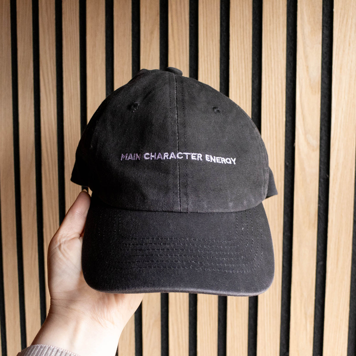 Main Character Energy Black Cap – Finest Imaginary